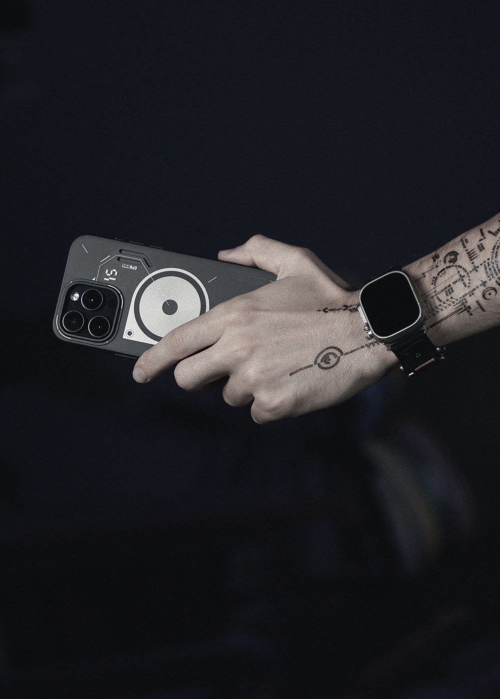 AULUMU | Futuristic Mobile Accessories